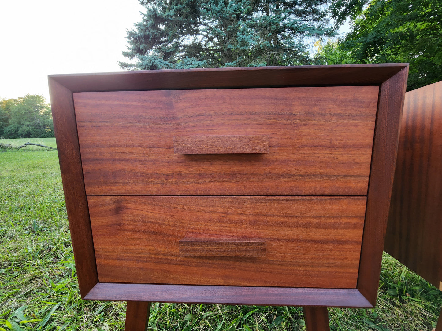 Mid-Century Modern Mahogany and Maple Night Stands – Lumber Mack